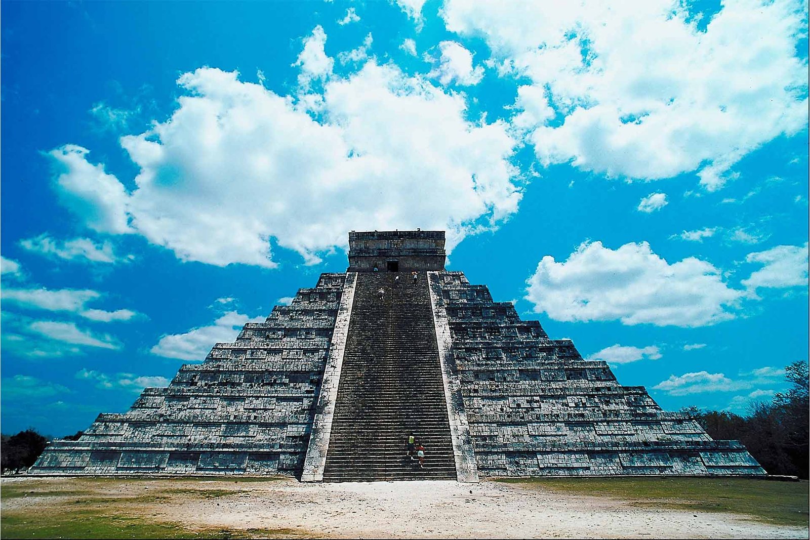 The Mysterious Disappearance of the Mayan Civilization ...